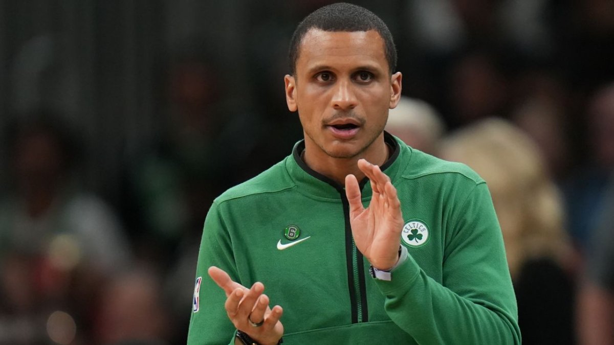 Joe Mazzulla Lands Contract Extension, Drops Interim Title as Celtics ...