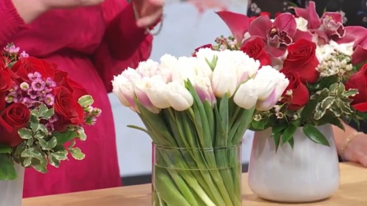 Roses Are Red, Violets Are Blue: How Do You Know Which Flowers Say, ‘I ...