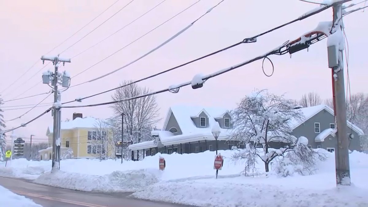 New England Nor’easter Clean Up: Road Conditions, Power Outages, Snowfall Totals – NBC Boston