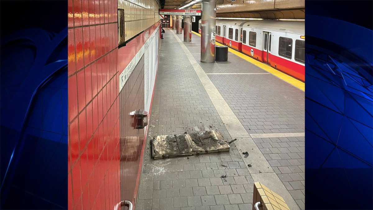 MBTA Says Insulation Panel Fell From Ceiling at Harvard Station – NBC ...