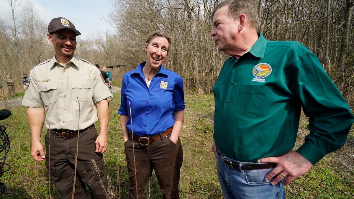 Coalition of Scientists Call for Removal of US Wildlife Director – NBC ...