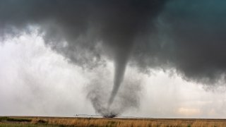 What’s the difference between tornado watch and tornado warning? – NBC ...