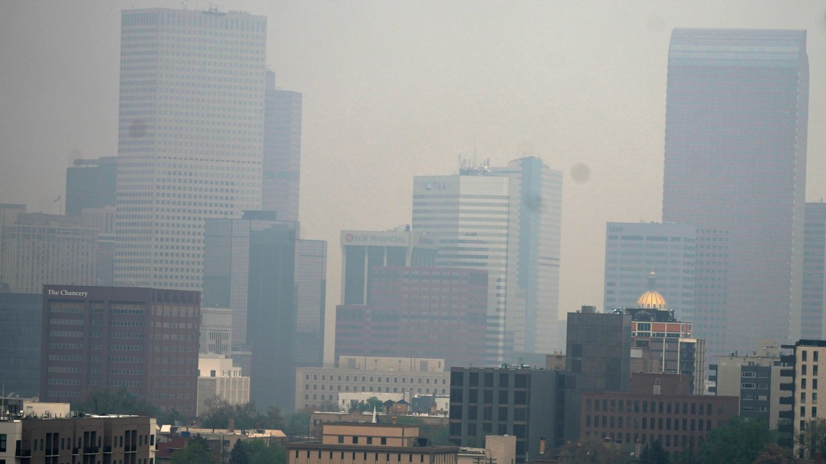 Canada Wildfires Smoke Triggers Air Quality Warnings in Colorado ...