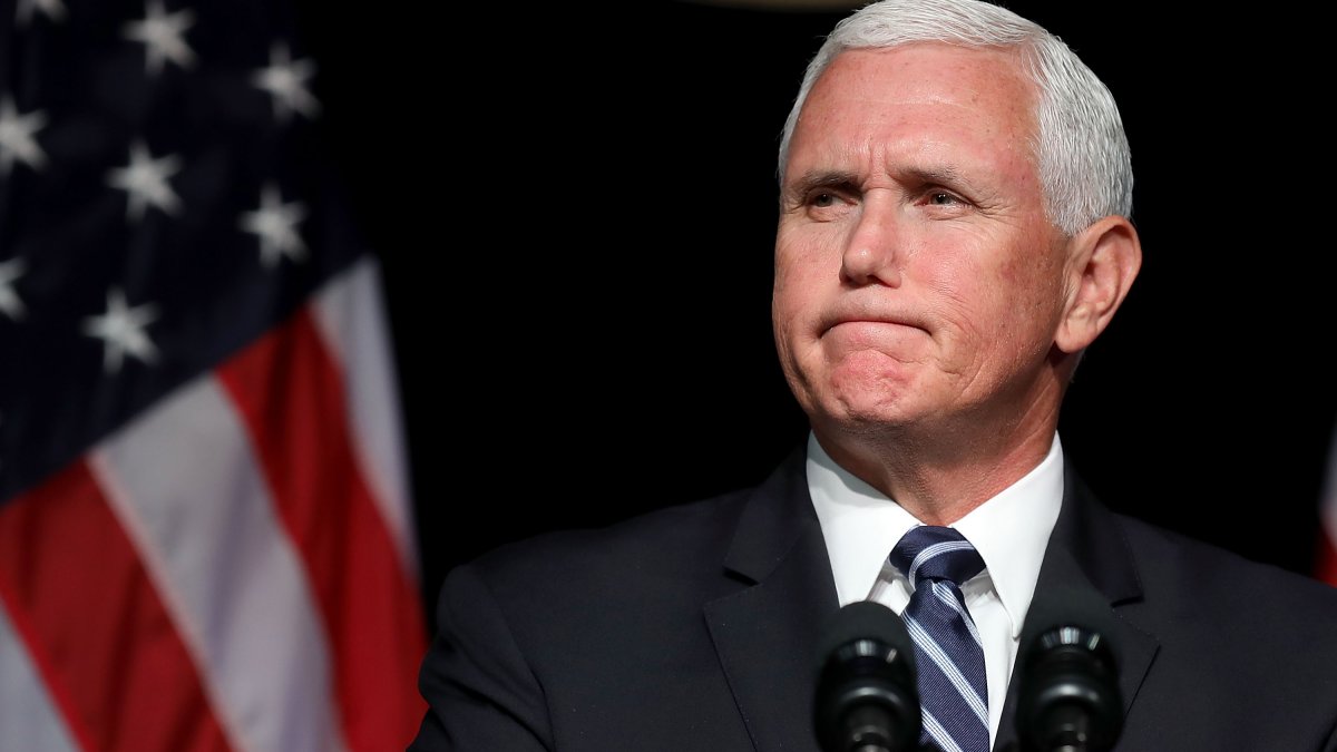 Mike Pence Stops at Dunkin’ During NH Visit – NBC Boston