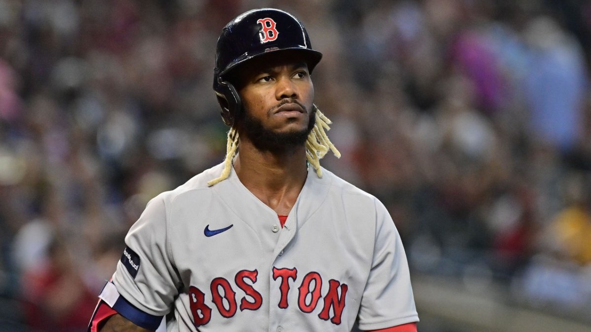 Ex-Red Sox OF Raimel Tapia signs with Brewers – NBC Boston