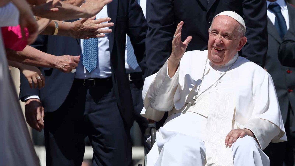 Pope to skip Sunday blessing as he heals from abdominal surgery – NBC ...