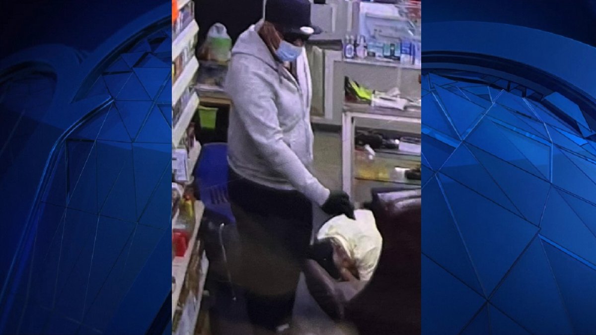 Yogi’s Liquor Store Robbed in Marshfield – NBC Boston