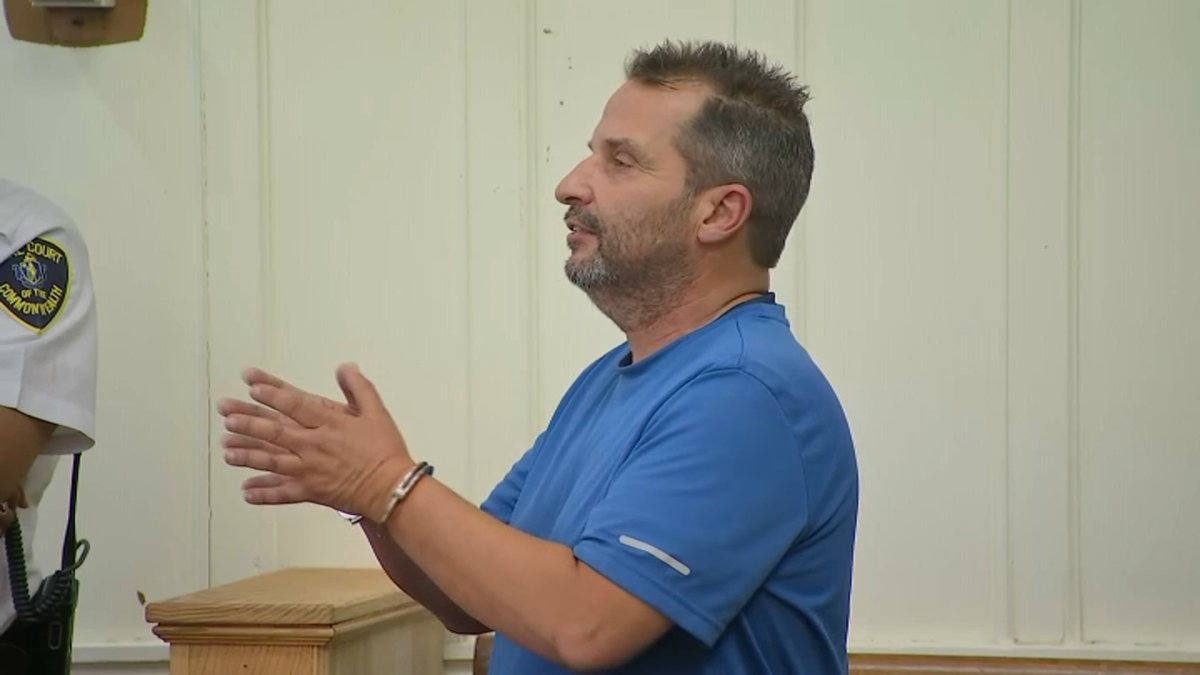 Pool contractor Steve Docchio arrested – NBC Boston