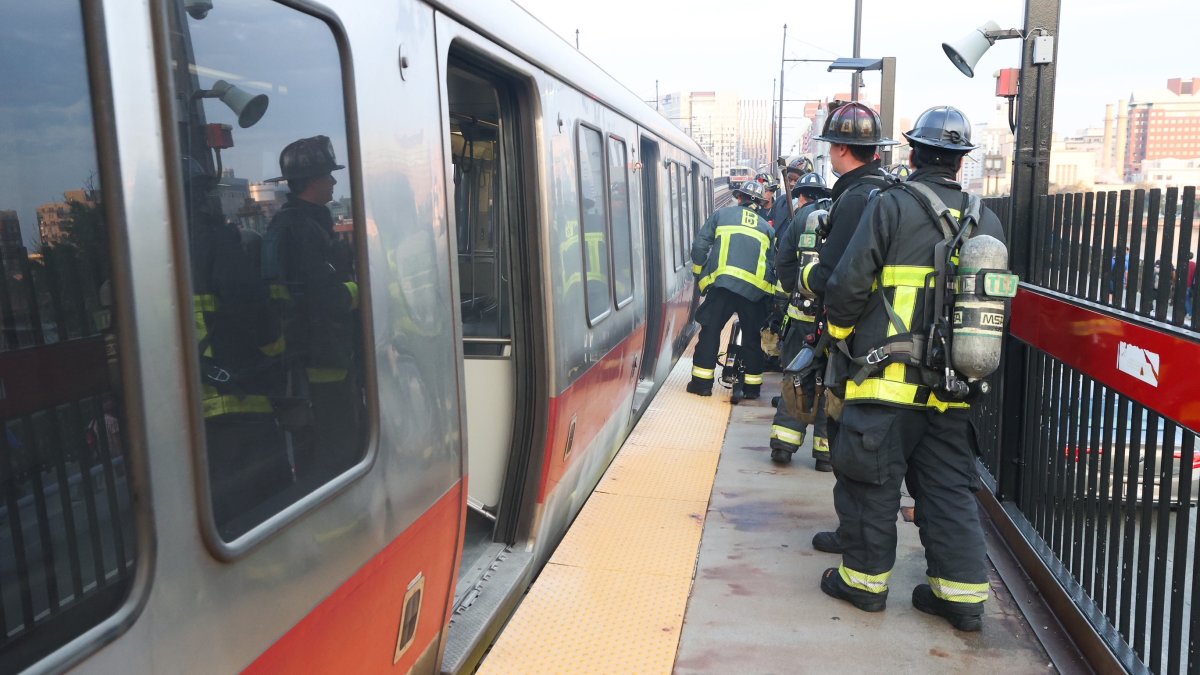 MBTA delays today: Disabled Red Line at Charles/MGH – NBC Boston