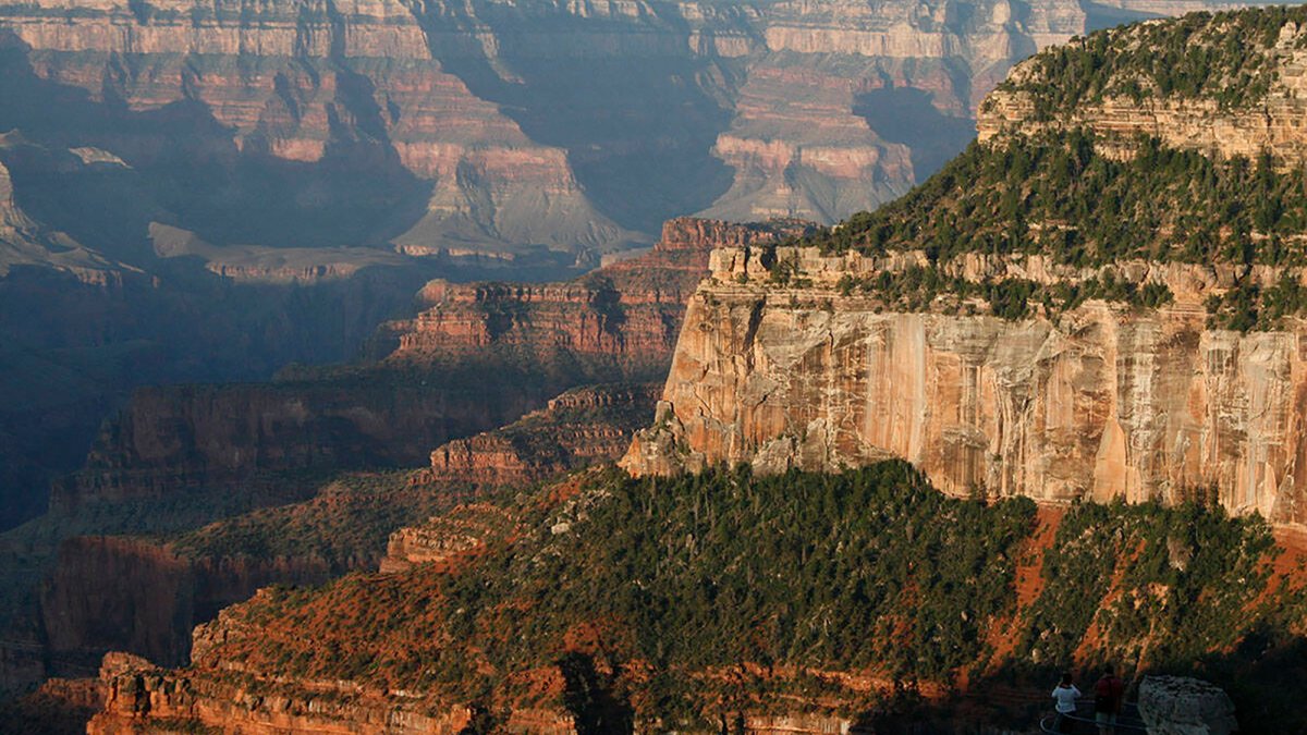 13-year-old from North Dakota survives nearly 100-foot fall at Grand ...