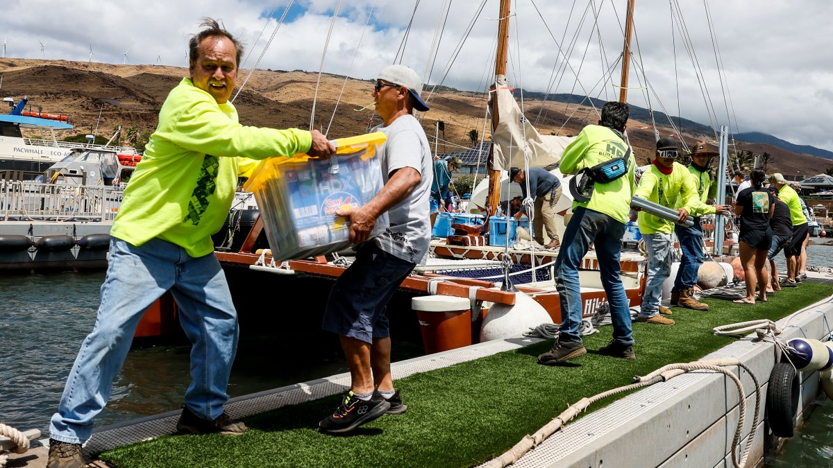 Lahaina fires: Some in Hawaii setting up their own aid network – NBC ...