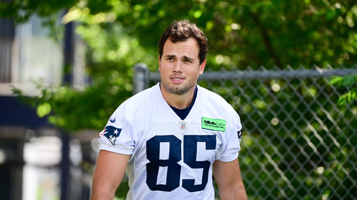 Matthew Berry explains why Hunter Henry is intriguing fantasy football ...