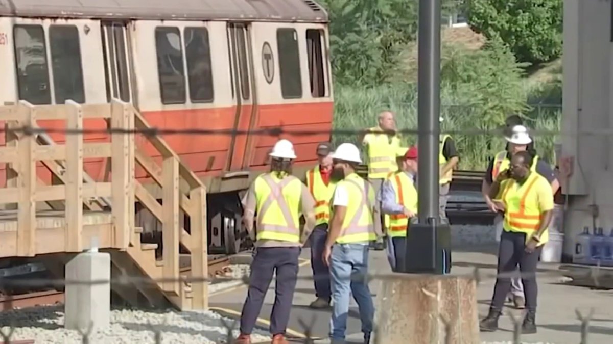 MBTA worker pay raises: Announcement today – NBC Boston