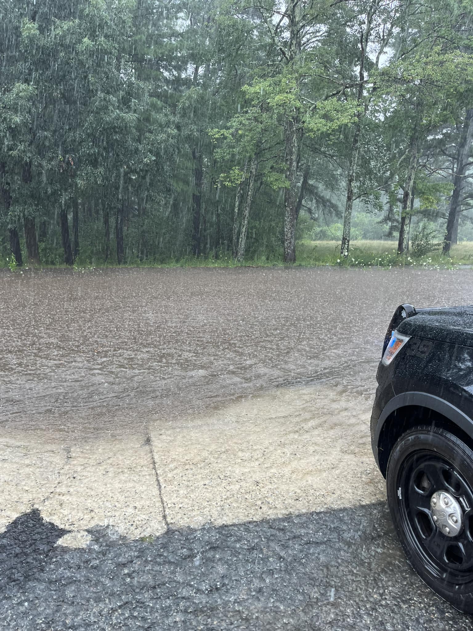 Flash flooding in Mass. leaves vehicles trapped – NBC Boston