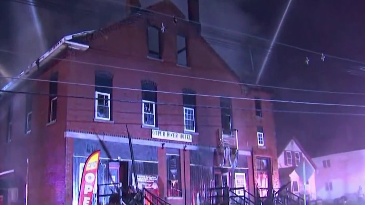 Bar in Templeton destroyed by fire – NBC Boston