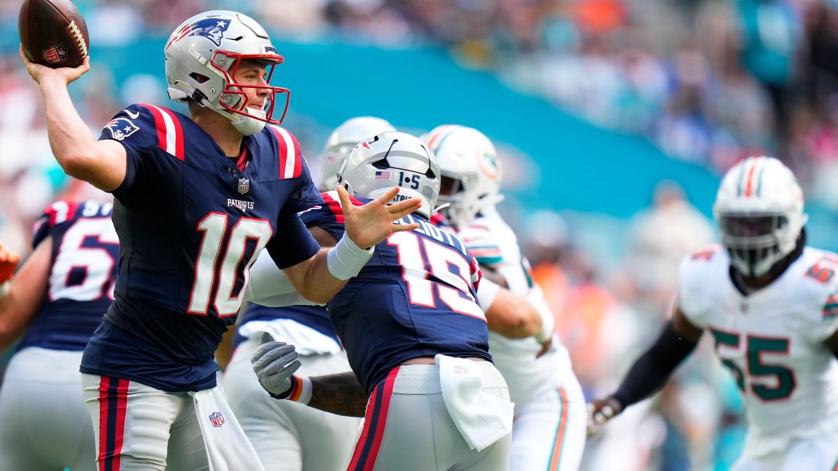 New England Patriots lose to Miami Dolphins 31-17 – NBC Boston