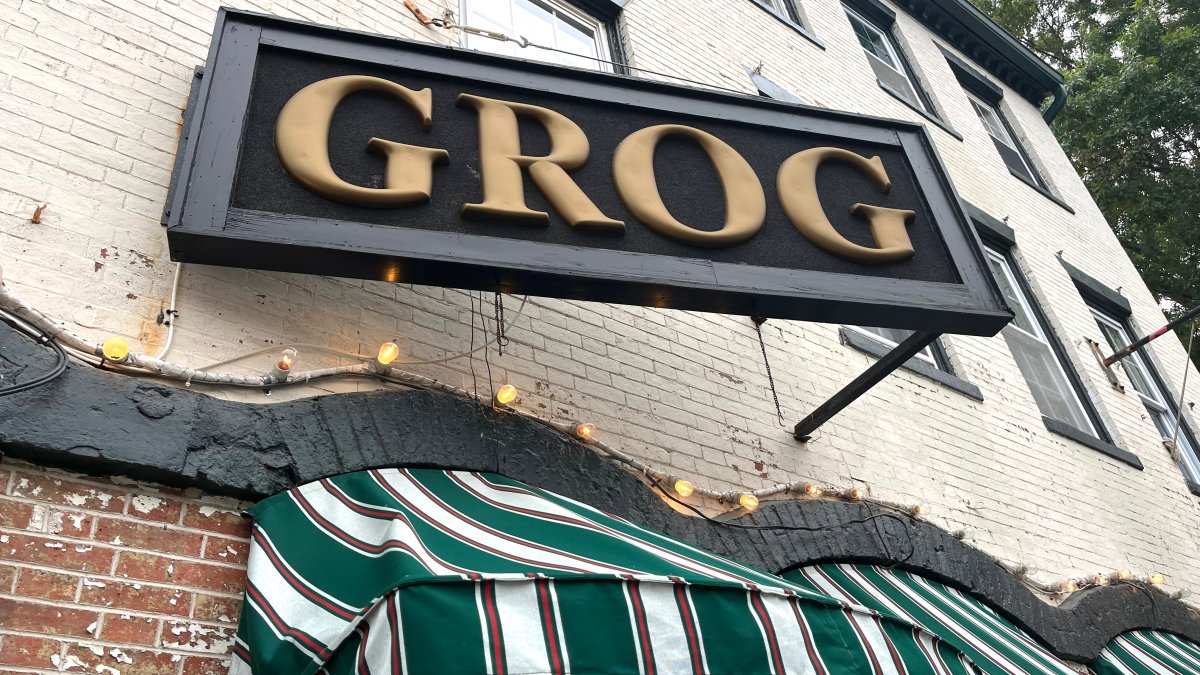 The Grog in Newburyport, MA Photos – NBC Boston