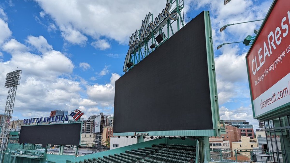Iconic Fenway John Hancock sign will go up this weekend in Back Bay ...