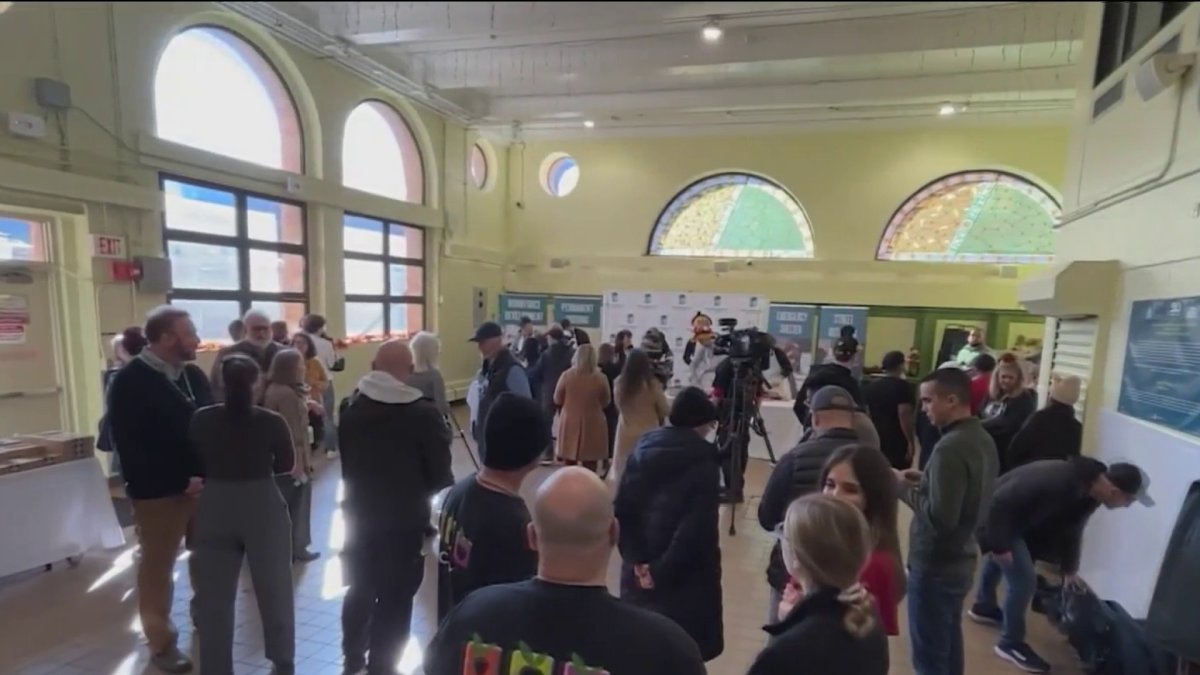 Homeless Boston Pine Street Inn Thanksgiving – NBC Boston