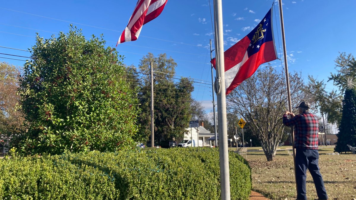 Biden orders US flags lowered in memory of former first lady Rosalynn Carter – NBC Boston