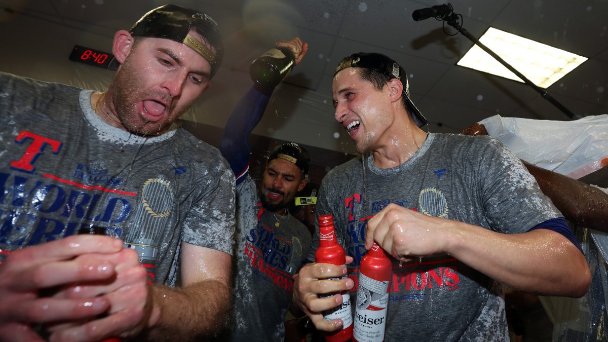 Watch: Texas Rangers celebrate World Series title with Creed singalong ...