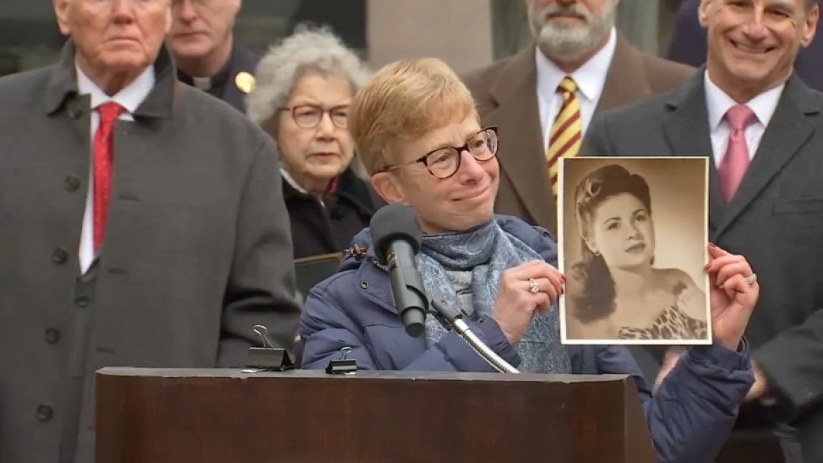 Groundbreaking ceremony for Boston memorial honoring Cocoanut Grove ...