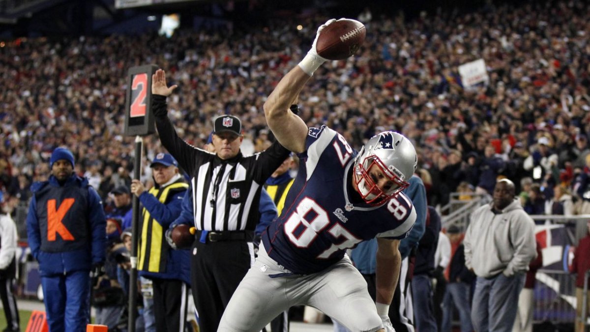 Gronk says he’ll sign for a day and retire with Patriots – NBC Boston