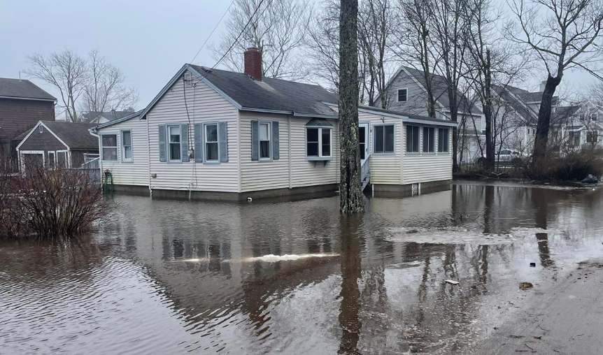 Photos: Massachusetts, Hampton Beach flooding today – NBC Boston