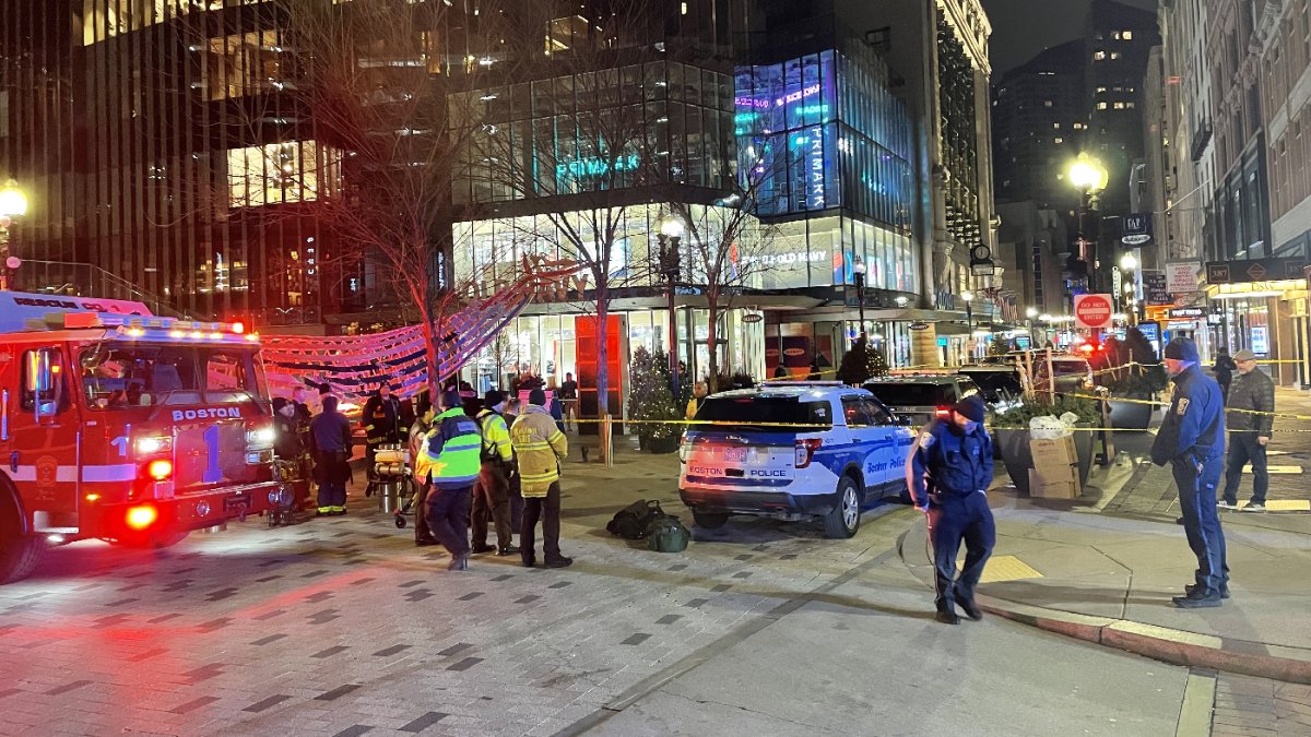 Downtown crossing police activity – NBC Boston