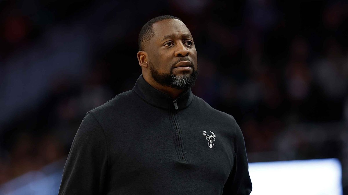 Milwaukee Bucks fire head coach Adrian Griffin – NBC Boston