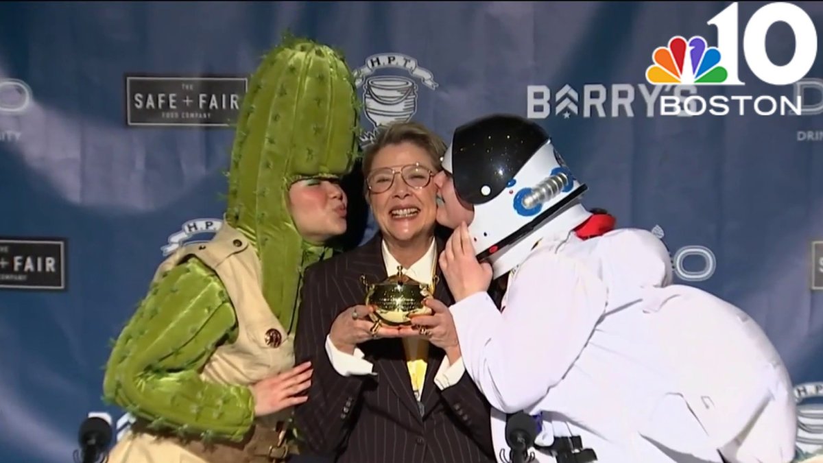 Annette Bening honored as Hasty Pudding Woman of the Year – NBC Boston