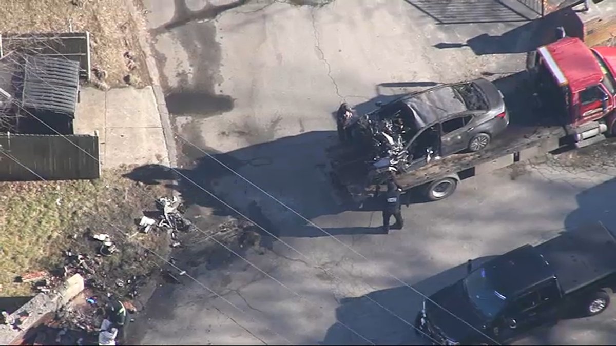 Lowell crash leaves driver dead – NBC Boston