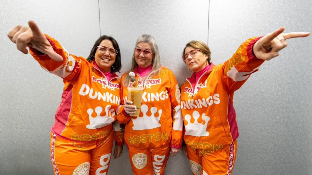 Healey, Driscoll and Swift appear as the DunQueens at St. Patrick’s Day ...