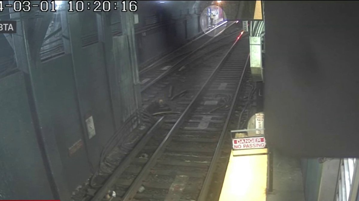 MBTA track workers dodge moving Orange line train, agency reports – NBC ...