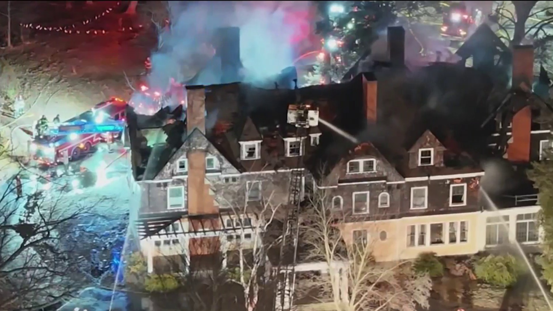 Whitinsville, MA fire: Oakhurst Manor in Northbridge burns overnight ...