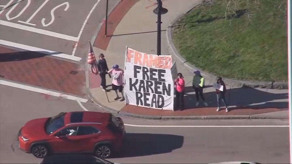 Karen Read supporters protest outside Dedham courthouse – NBC Boston