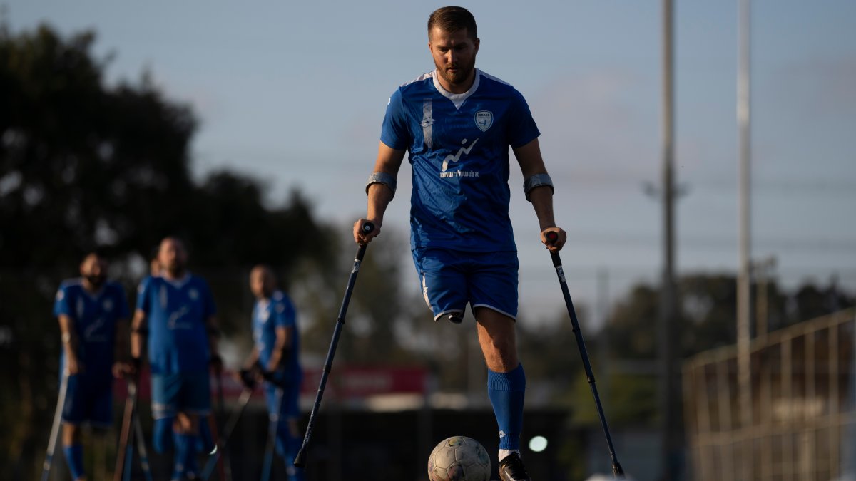 Soldiers who lost limbs in Gaza fighting join Israel’s amputee soccer ...