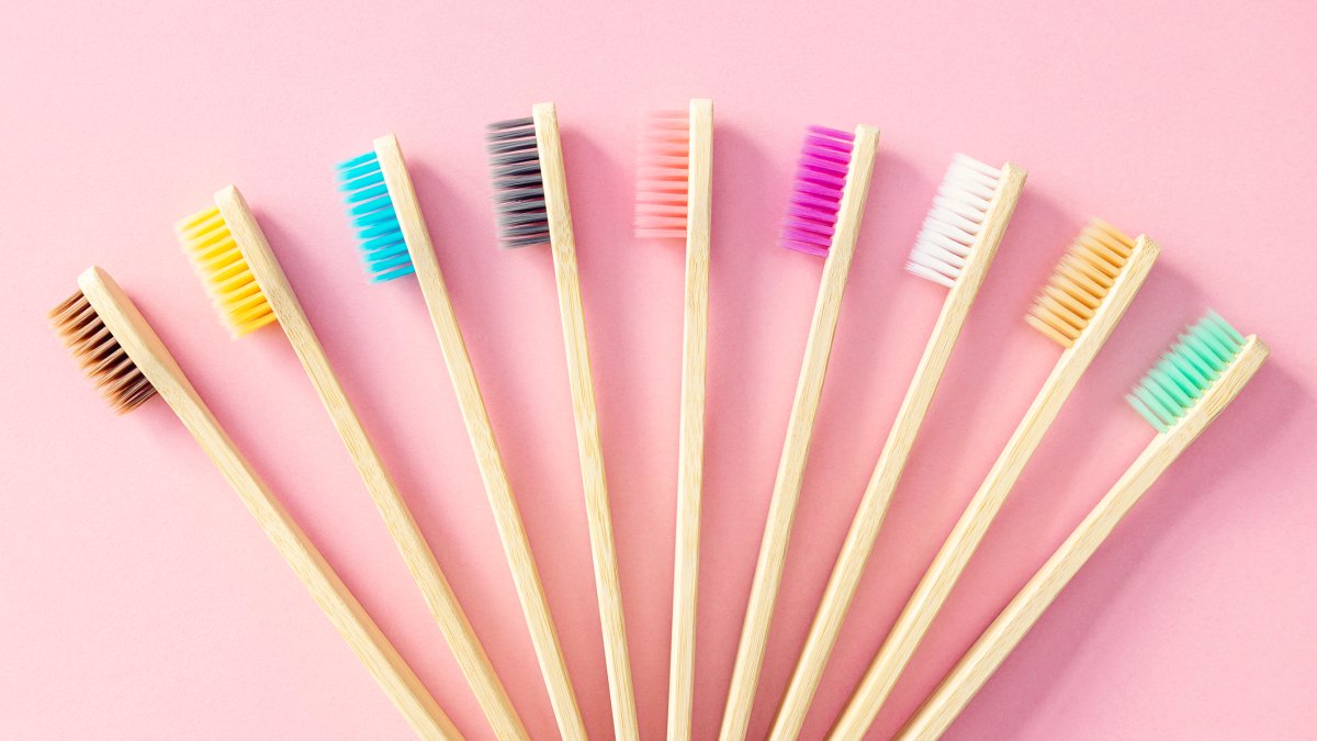 When should you not brush your teeth? Dentist goes viral for sharing 3 surprising situations ...