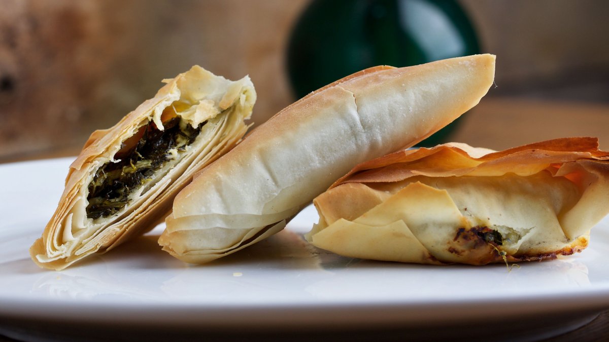 Greek Habits opens in Arlington Center – NBC Boston