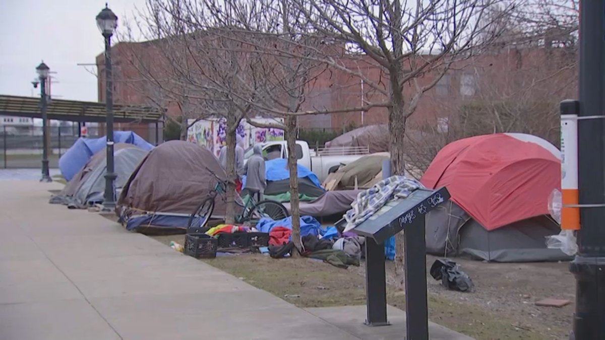 Salem mulls ‘camping’ ban as tents pop up amid growing homelessness ...