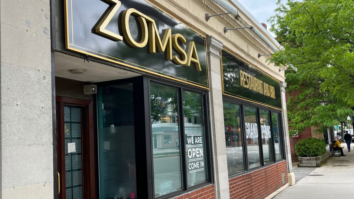 PHOTOS: Zomsa Nepali restaurant in Arlington, MA – NBC Boston