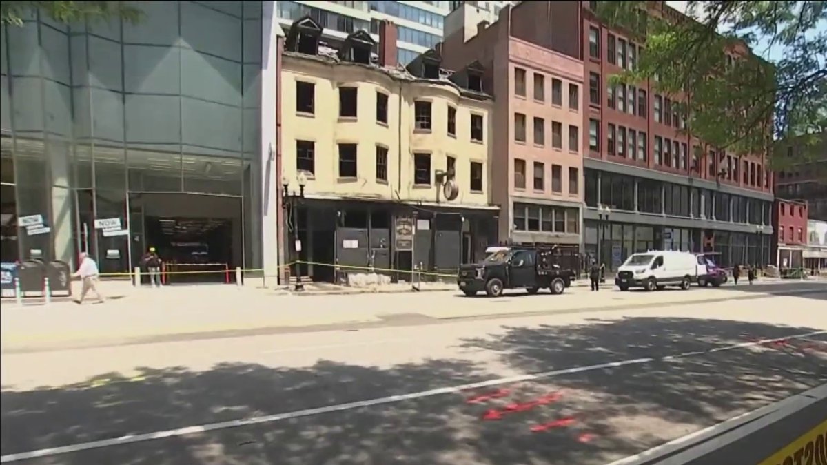 Reaction to fire that ripped through Boston’s historic Jacob Wirth ...