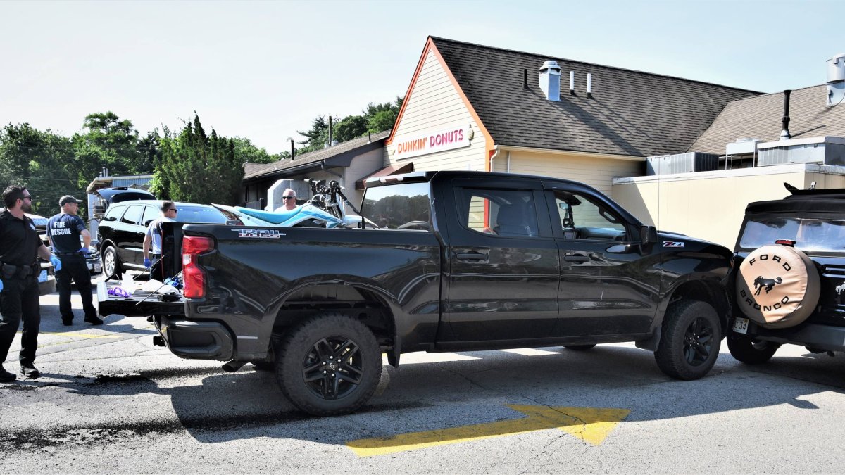 Mass. man facing drug charges after crashing into car in Dunkin’ drive ...