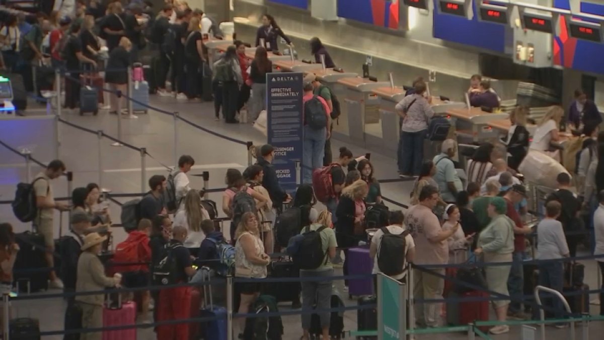 Boston Airlines Struggle To Recover From Crowdstrike Outage Impact