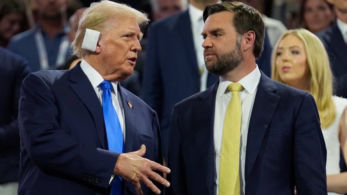Florida man charged over written threats to kill Donald Trump and JD ...
