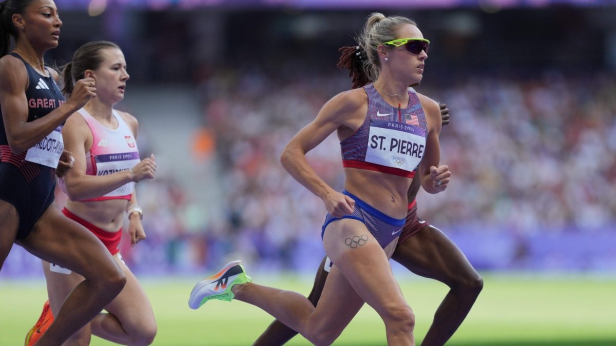 HIGHLIGHT: Elle St. Pierre advances to 1500m semifinal – NBC Boston