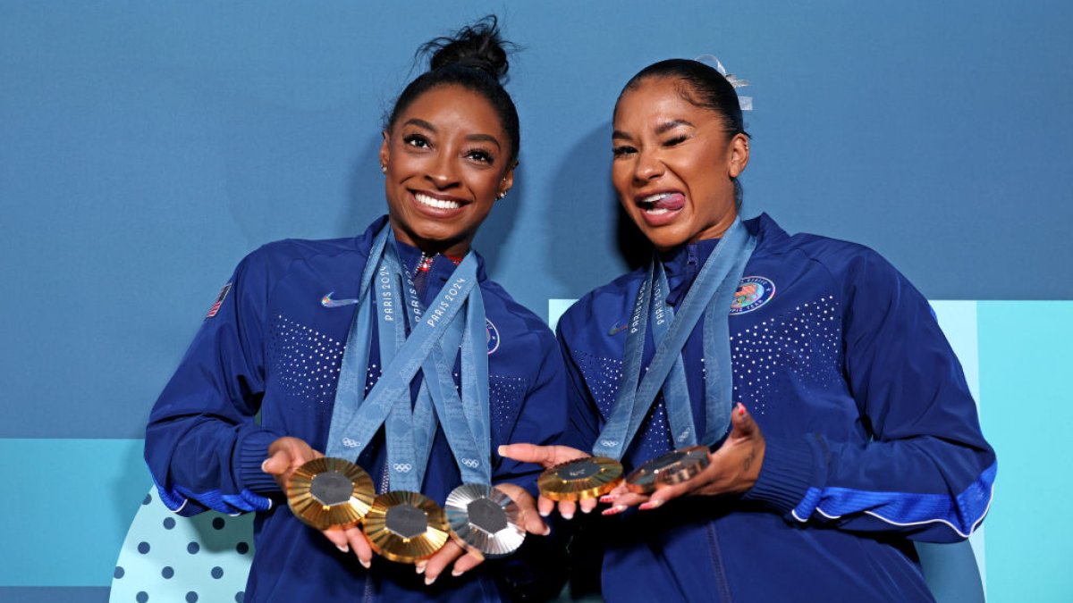 Simone Biles Explains Why She ‘bawled To Jordan Chiles Nbc Boston