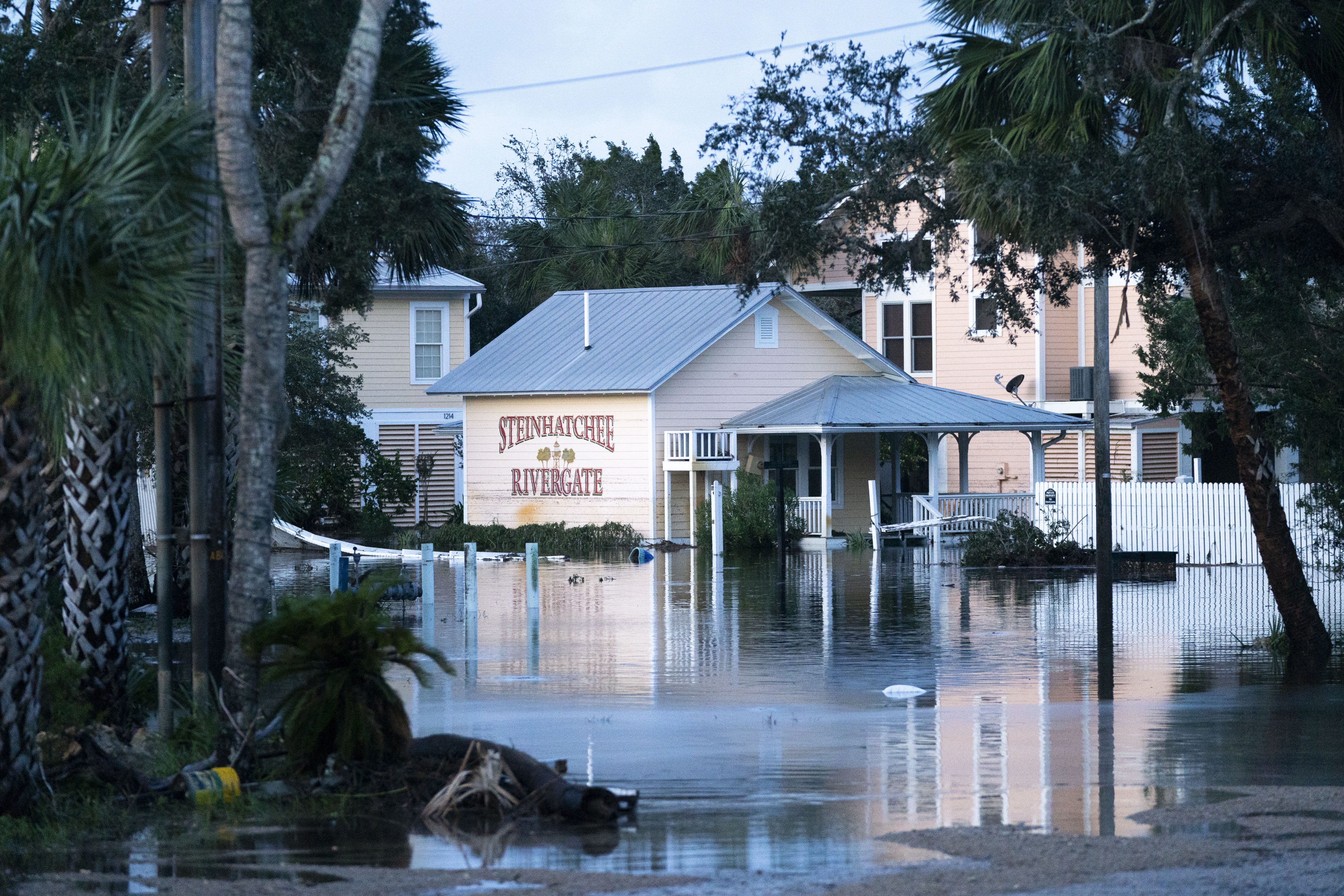 Hurricane Helene damage pictures show flooding, wind destruction – NBC ...
