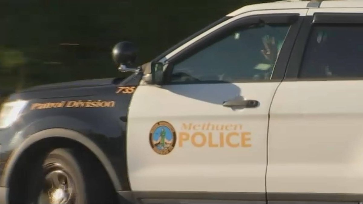 Methuen SWAT situation ends with barricaded man surrendering to police ...