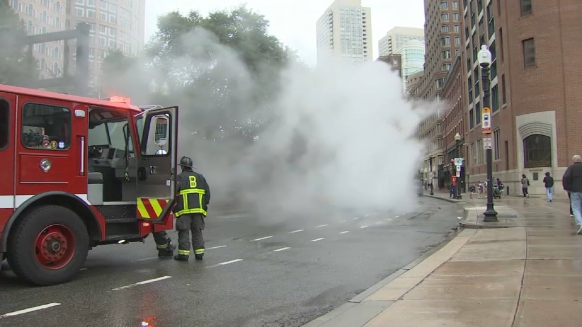 Boston manhole fire – NBC Boston